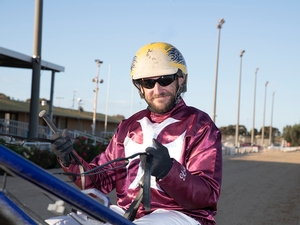 News Article - Australian Harness Racing