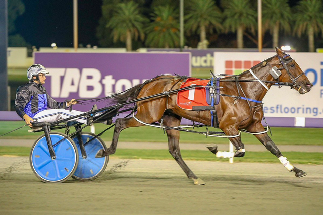 Tabcorp Park - Melton - Australian Harness Racing